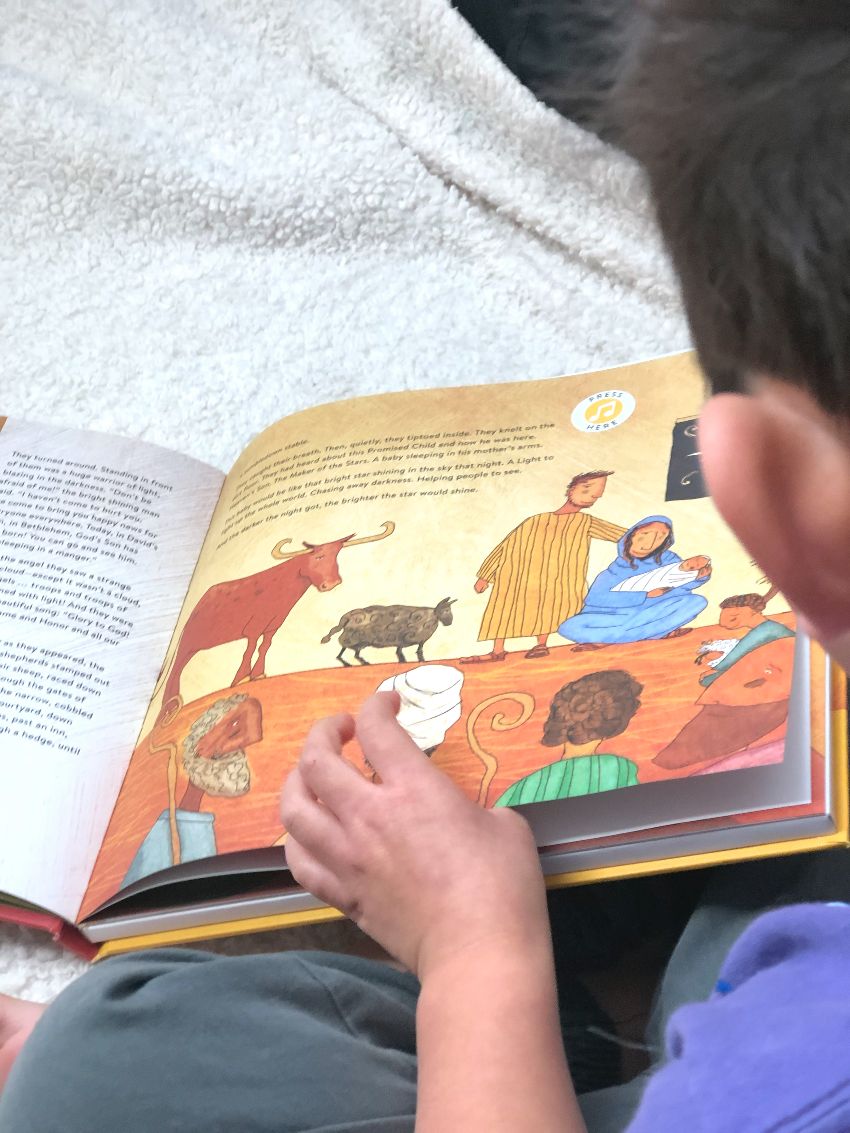 The Jesus Storybook Bible A Christmas Collection and Advent Guide ...