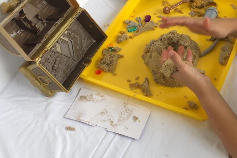 Kinetic Sand Recipe Treasure Box Hunt Sensory Play and Dig For Buried ...
